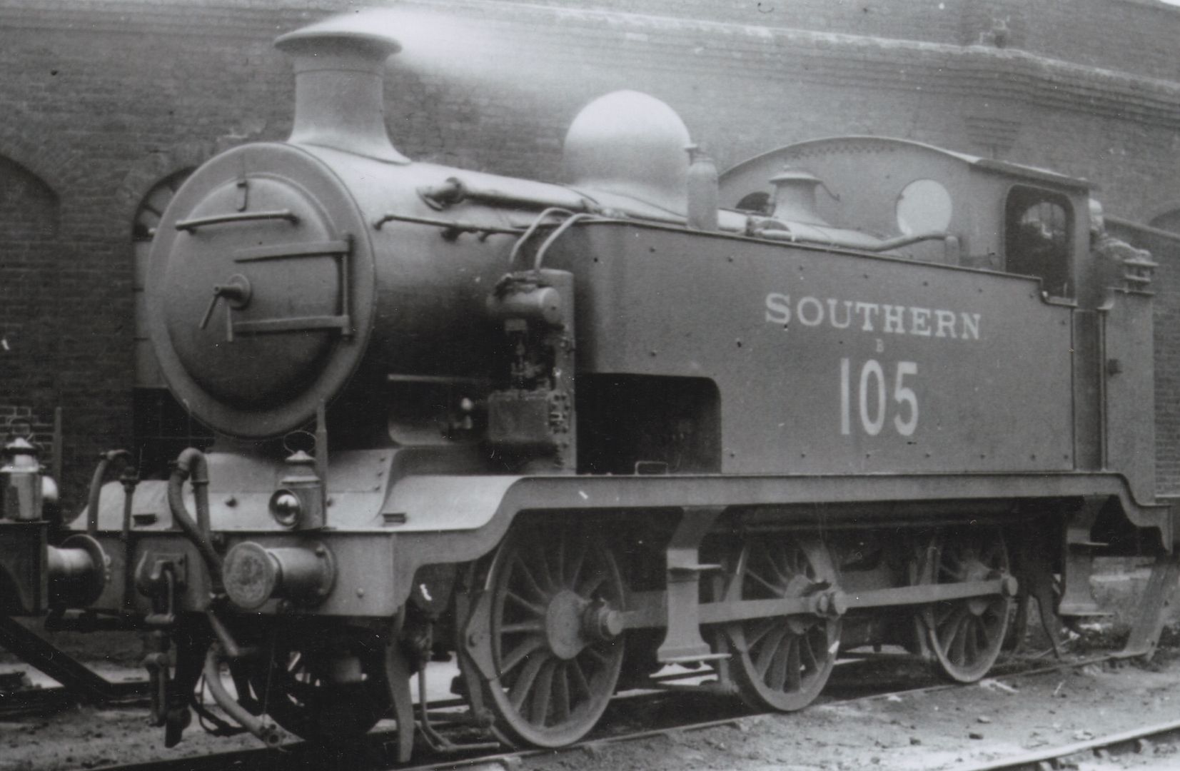 LBSC/Southern E2 livery - Page 2 - UK Prototype Discussions (not ...